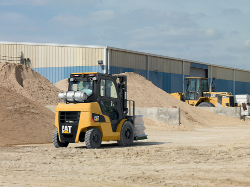 Cat® Lift Truck Mid-Size IC Pneumatic GP40N -DP40N-GP55N - DP55N 8,000 ...