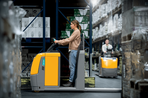 Jungheinrich® ECE 227- ECE 236 Center Control Riders 6,000 / 8,000 lb ...